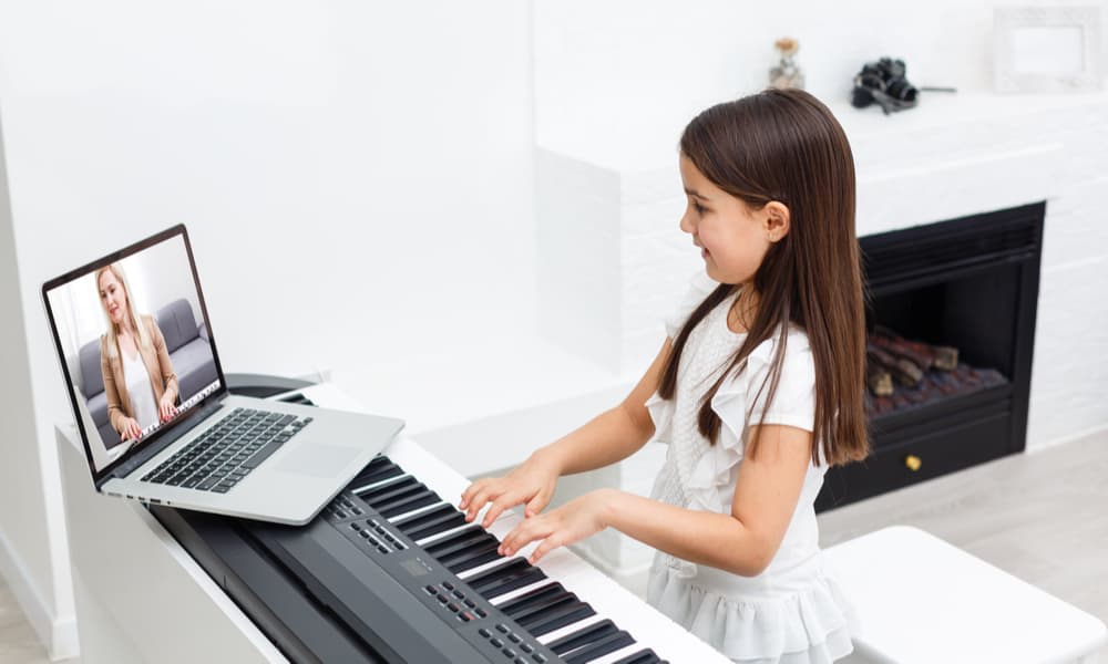 Finding the Right Fit: Navigating the World of Keyboard Classes - AKG ...