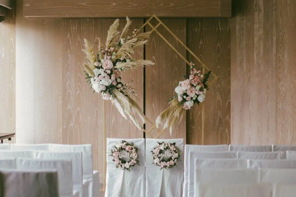 How Wedding Backdrops Create Elegant and Graceful Solemnization ...